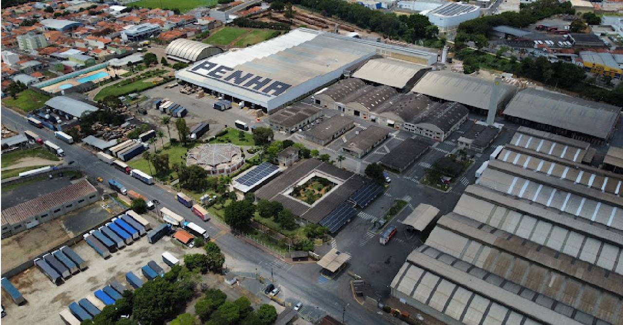 Grupo Penha eleva capacidade produtiva em 30% com nova onduladeira